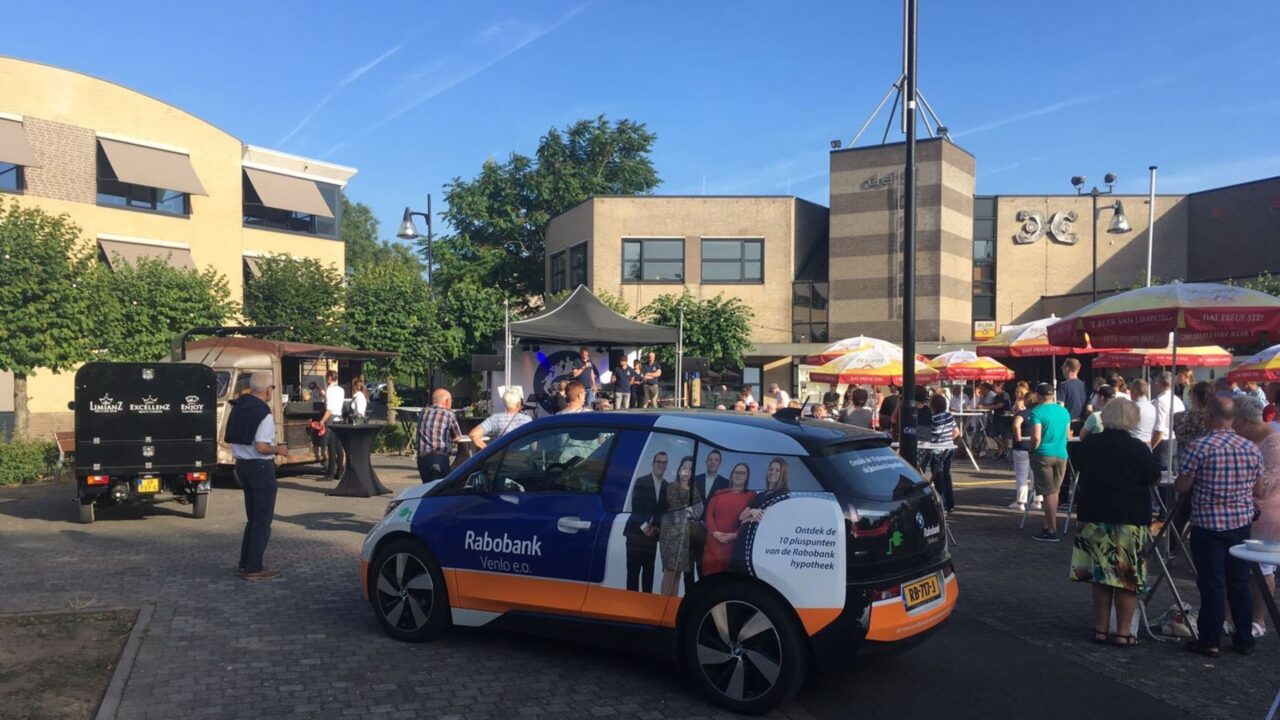 Nieuwe marktbenadering bankieren - LAB Service Design